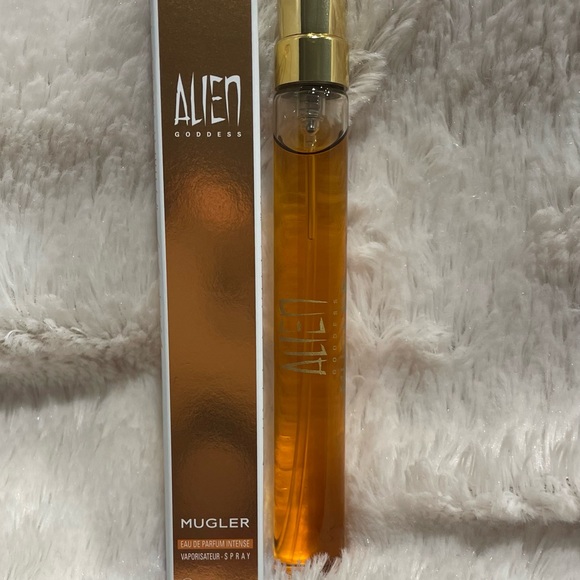 Thierry Mugler | Other | Thierry Mugler Goddess Intense Purse Spray ...